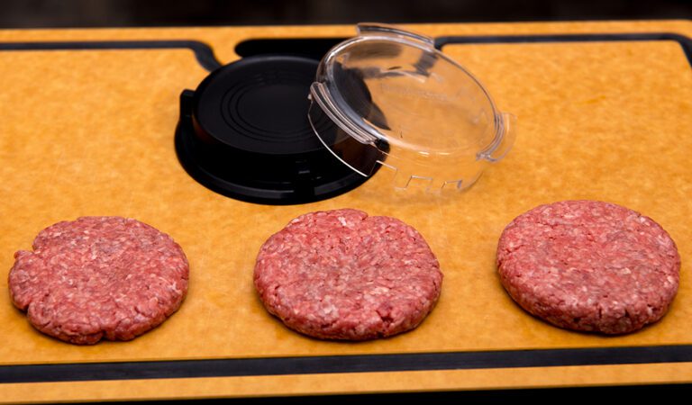 Technique | The Perfect Burger - Broil King